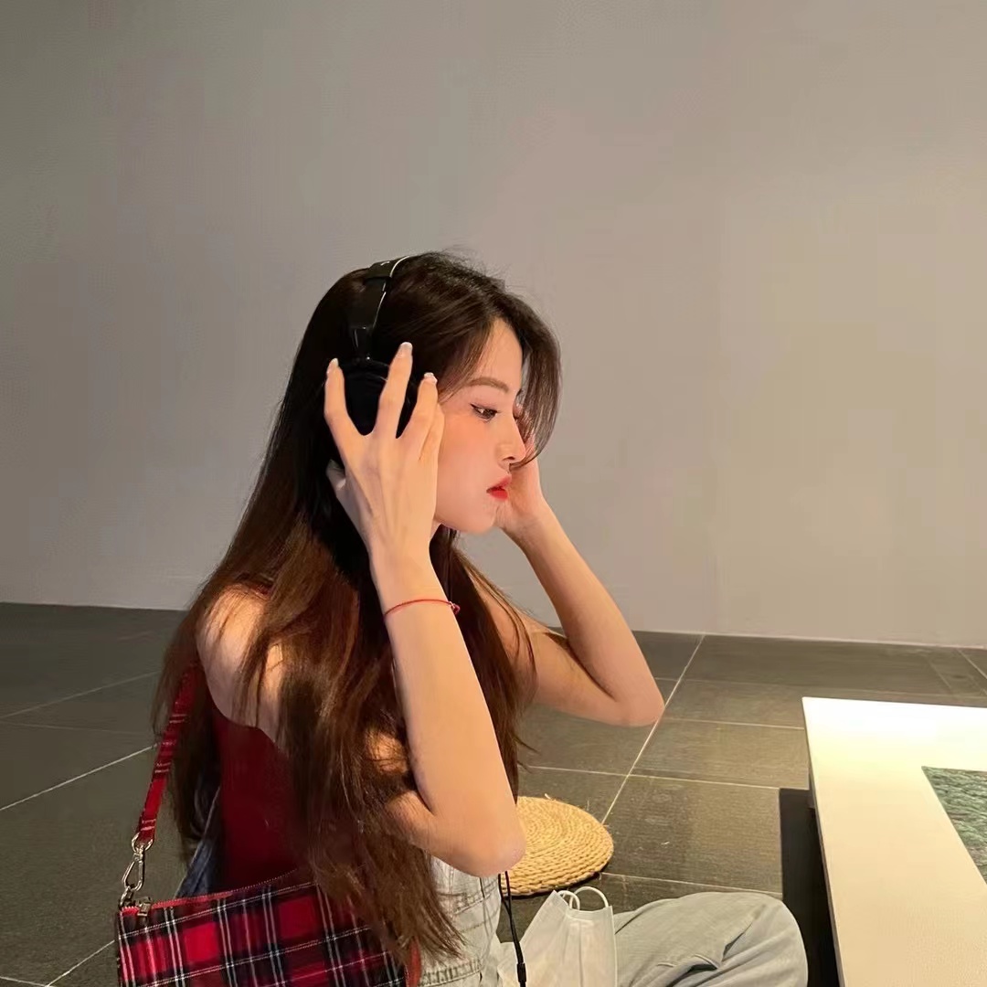 iF Design - Children's medical needleless syringe