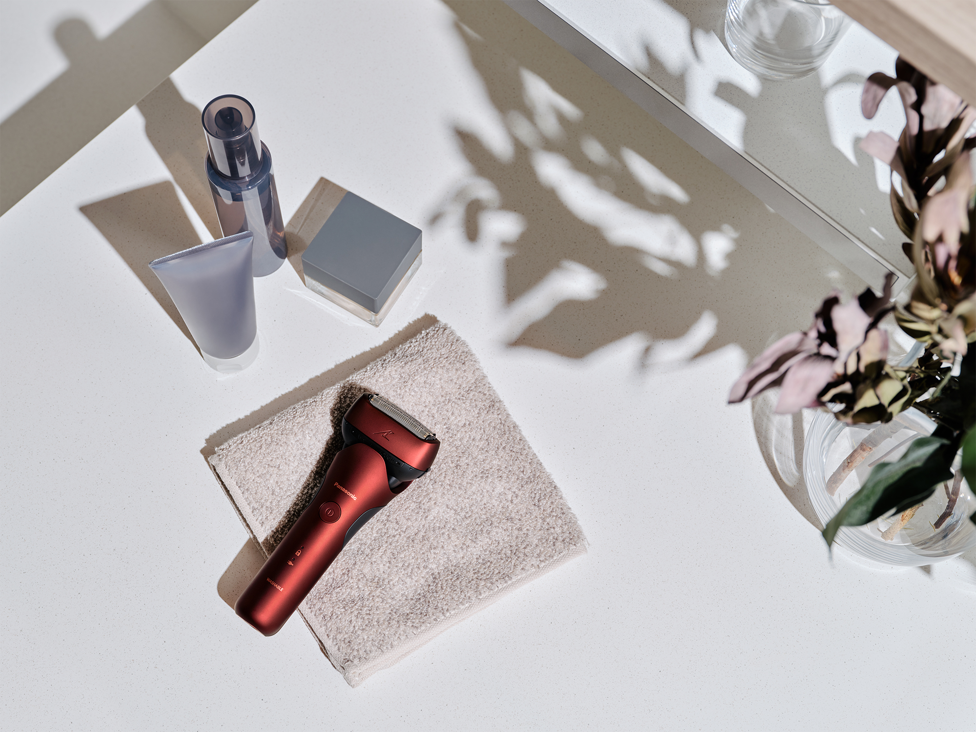 iF Design - Panasonic Linear Shaver Lamdash3 LT series