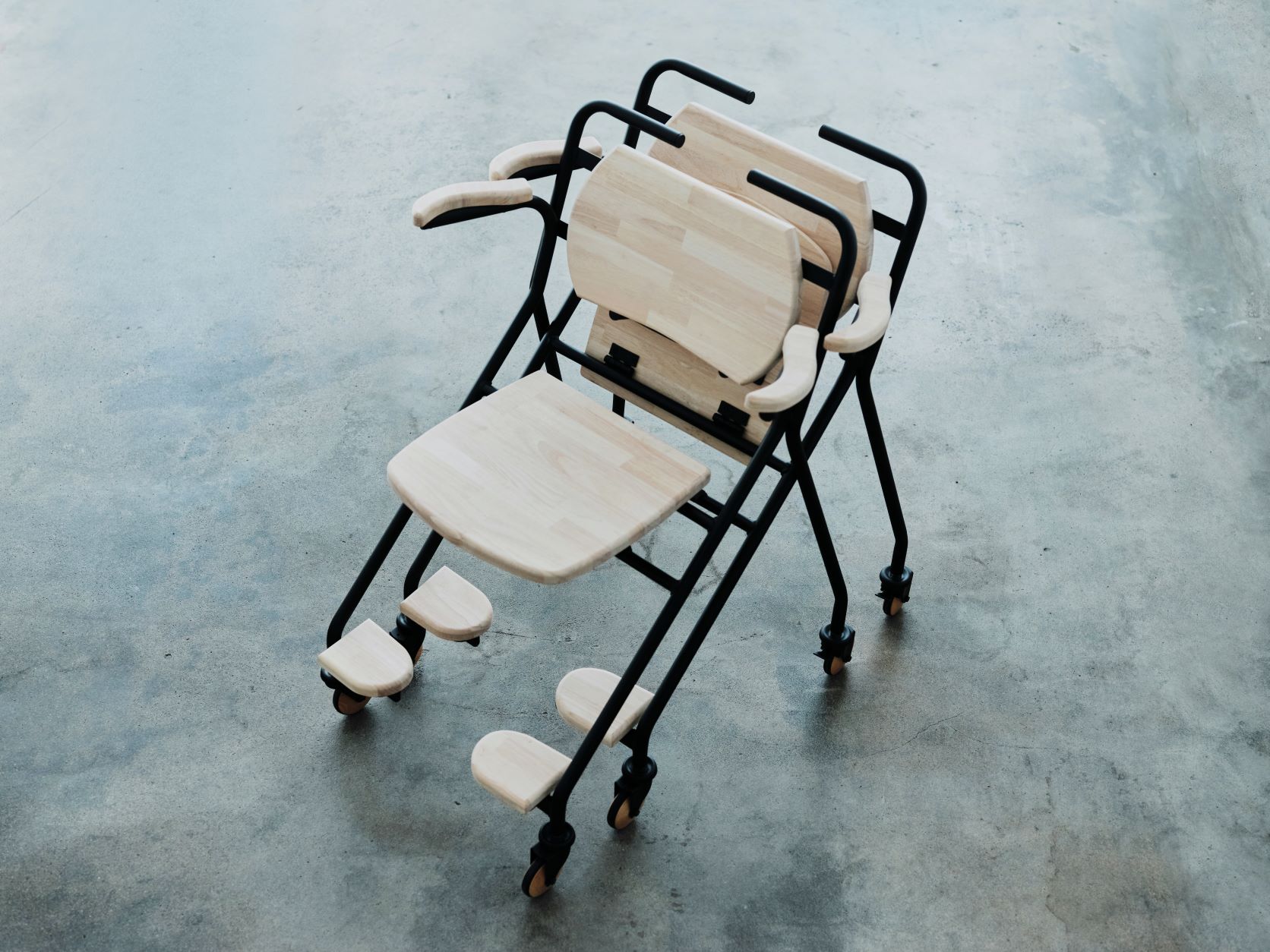iF Design - STACKABLE WHEELCHAIR by Adachi Clinic Kobe