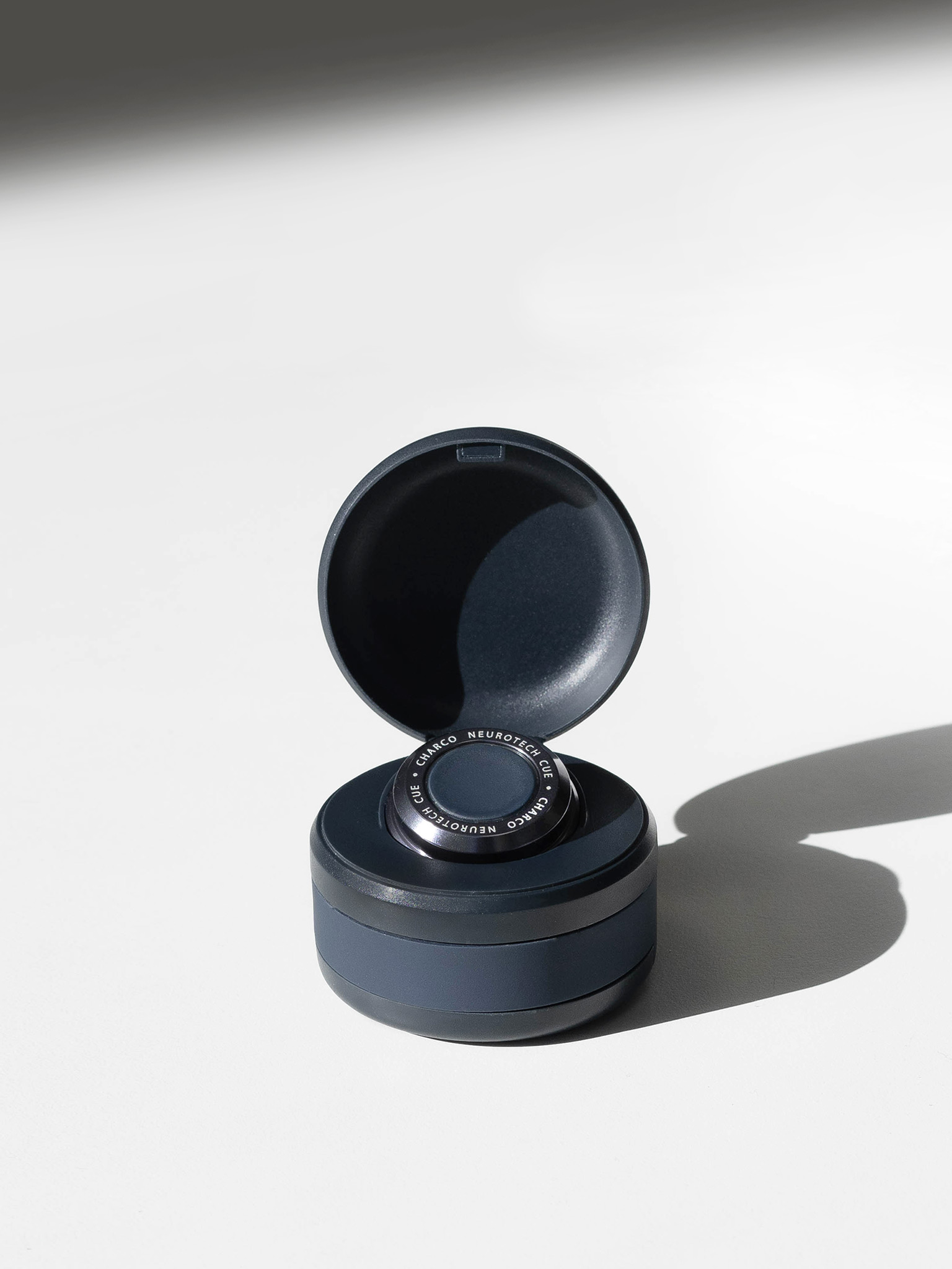 iF Design - CUE1 - A device for Parkinson's