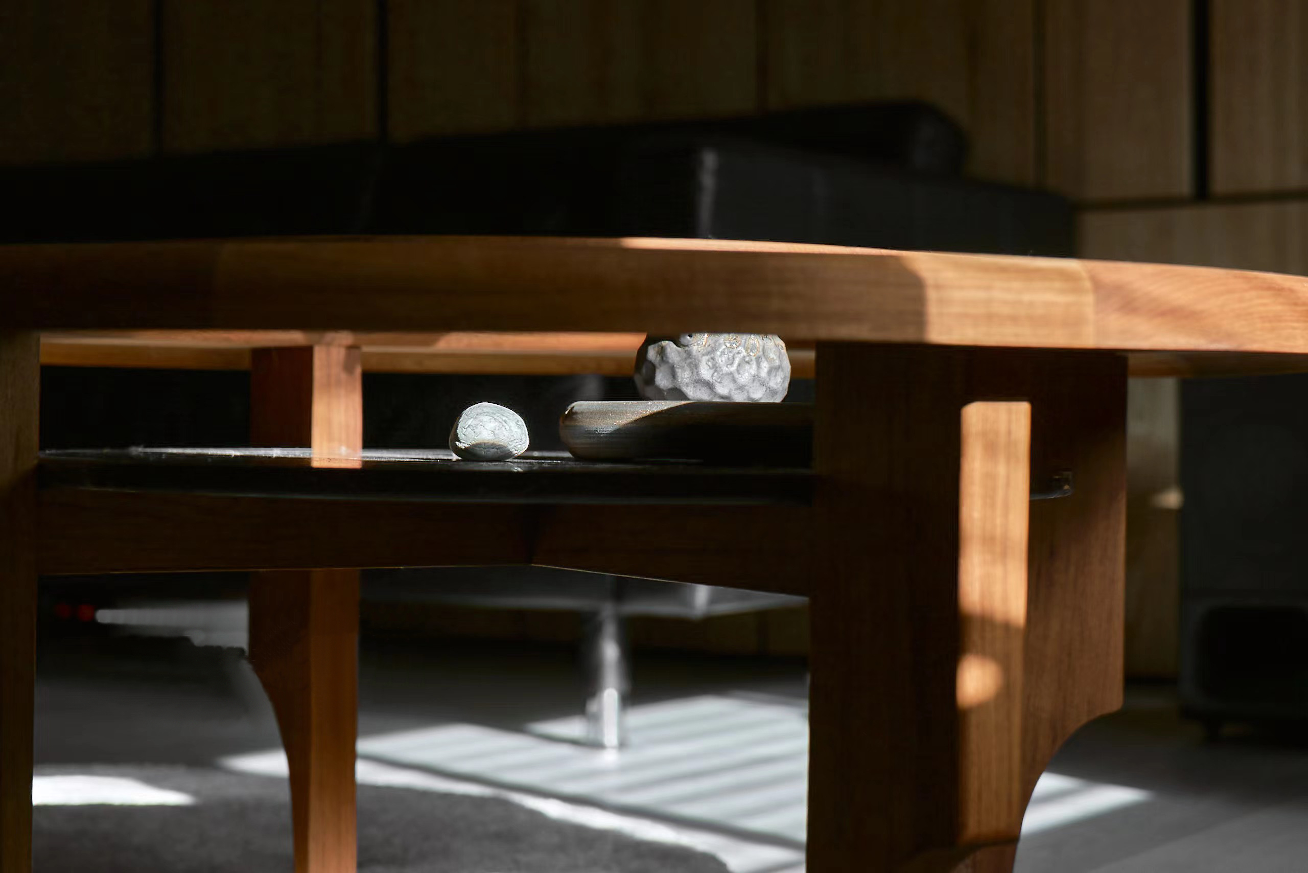 iF Design - Round Case Table