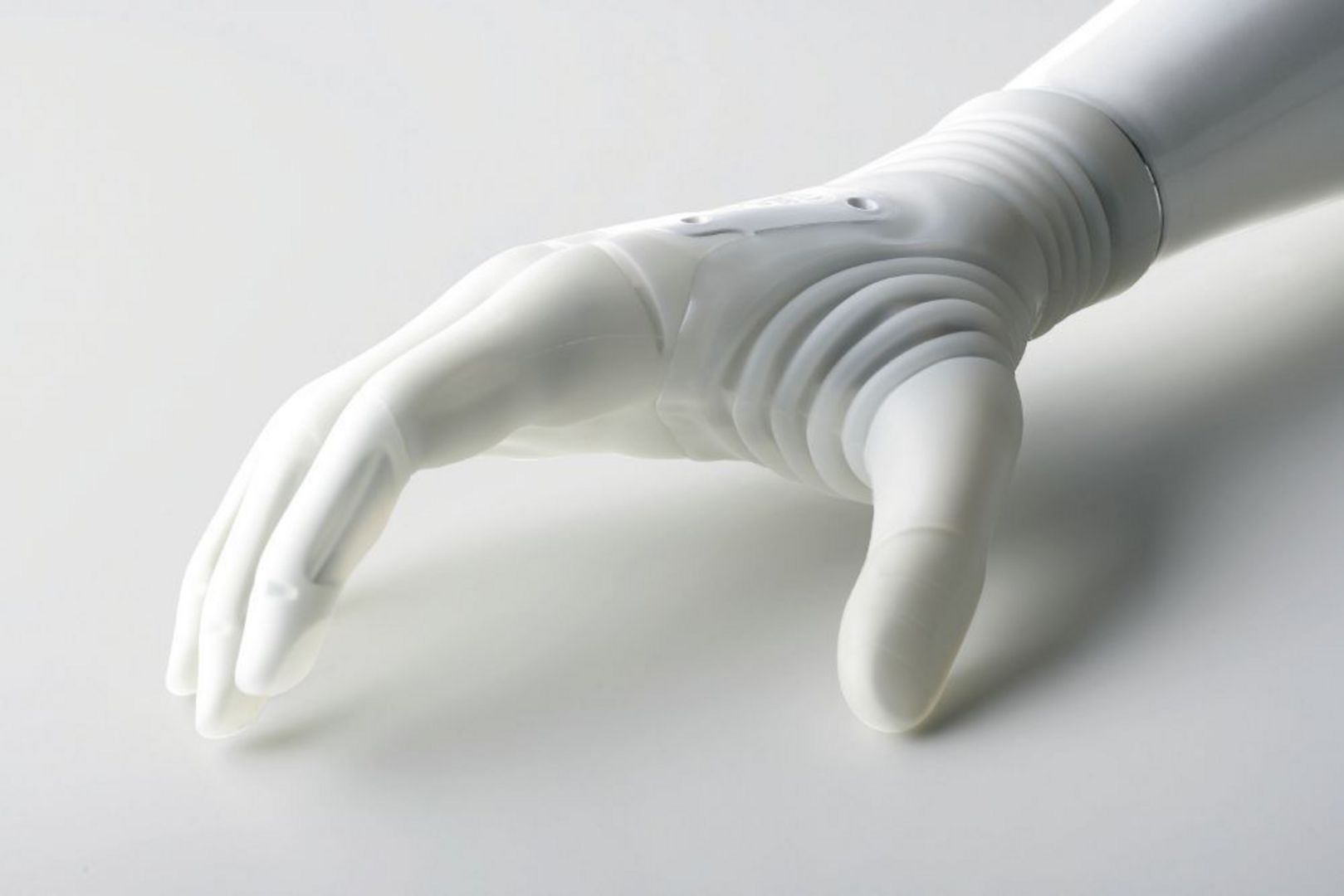iF Design - Michelangelo Hand