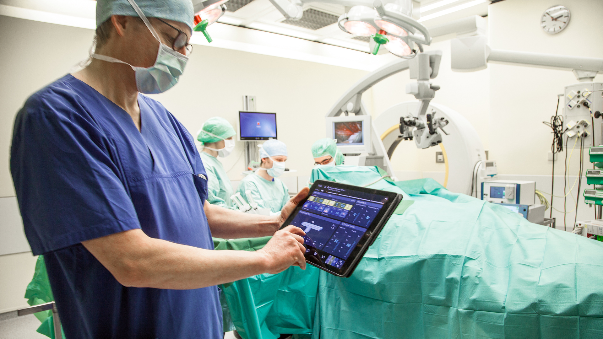 iF Design - Surgical X-Workstation 4.0