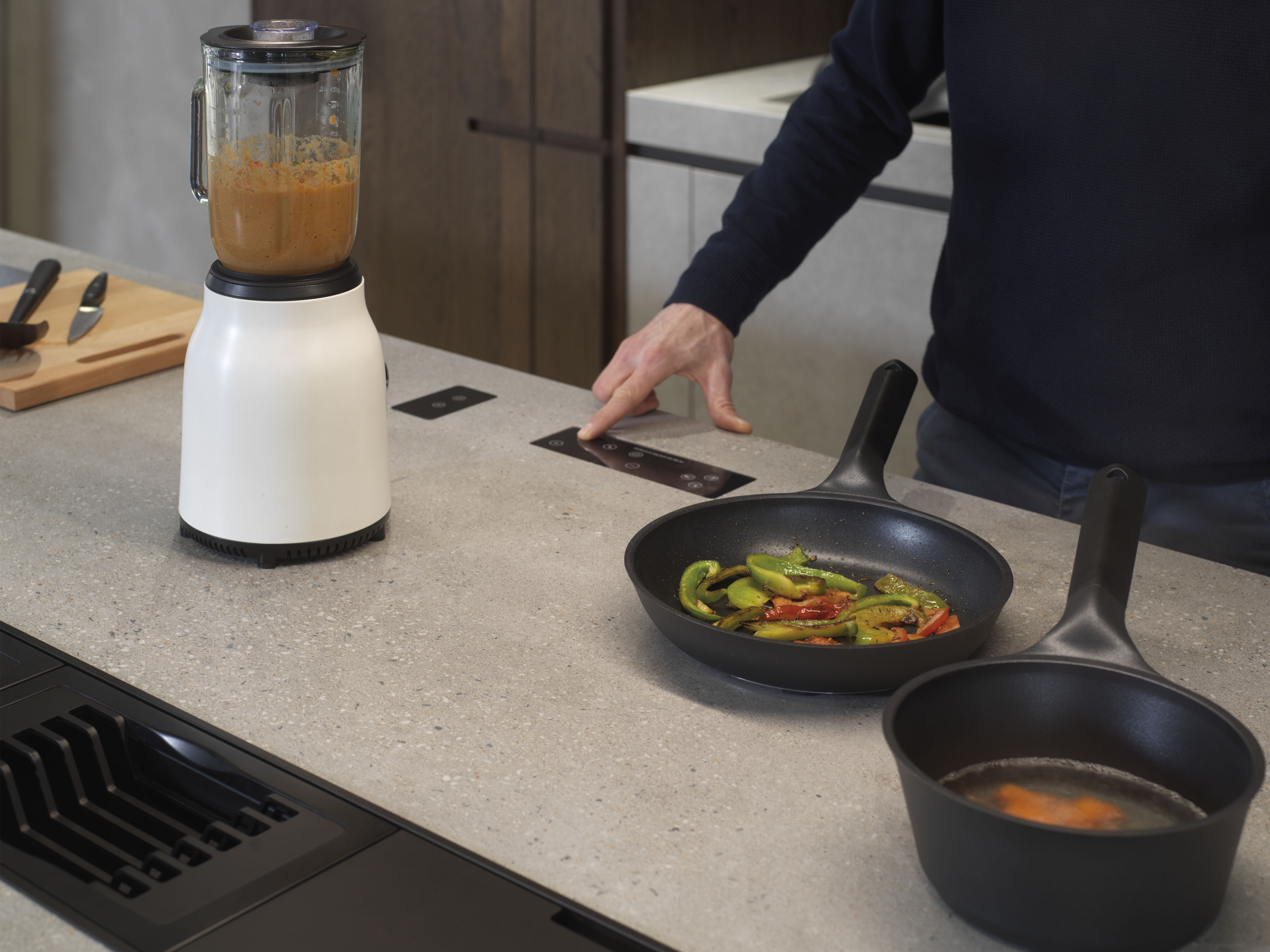 iF Design - Invisible cooktop with dual inductive technology