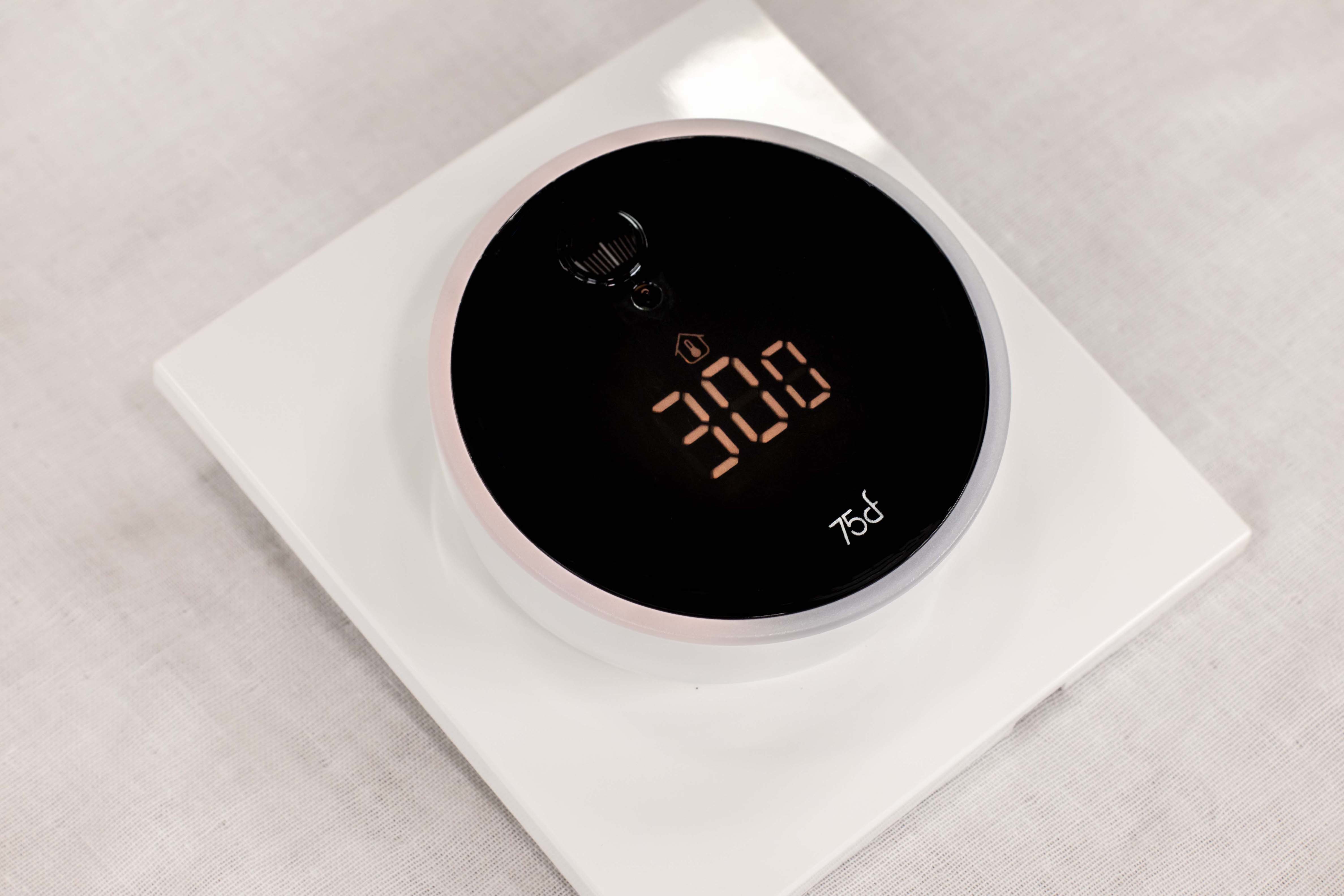iF Design - energy saving smart pattern algorithm thermostat iF Design - energy saving smart pattern algorithm thermostat